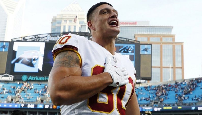 El debut del chileno Sammis Reyes en el Monday Night Football de la NFL ...